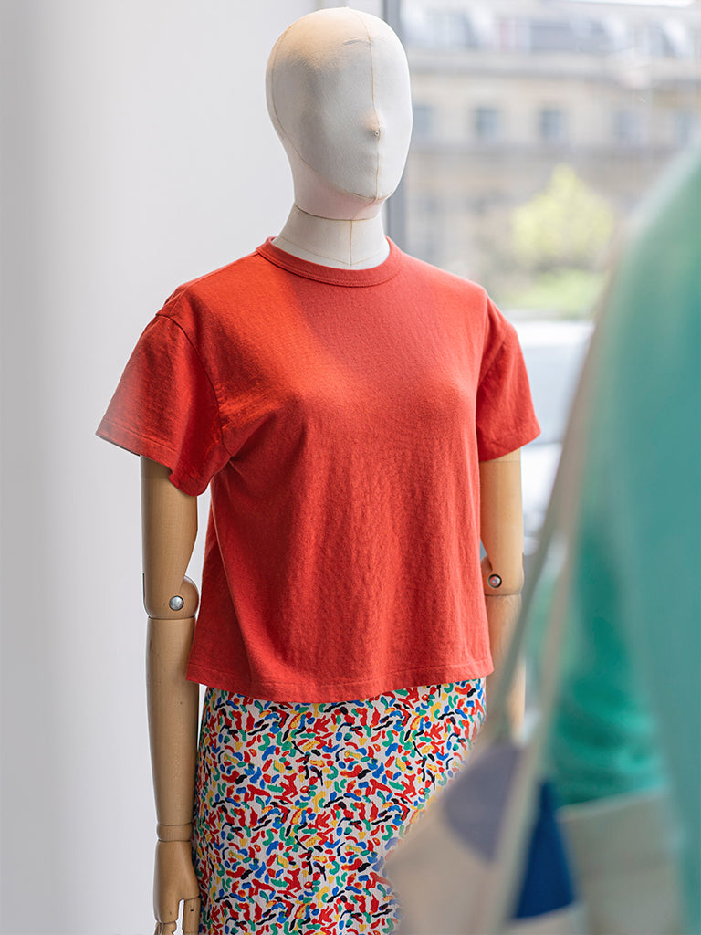 Sunray Hi'aka T-Shirt in Fire Whirl – Maze