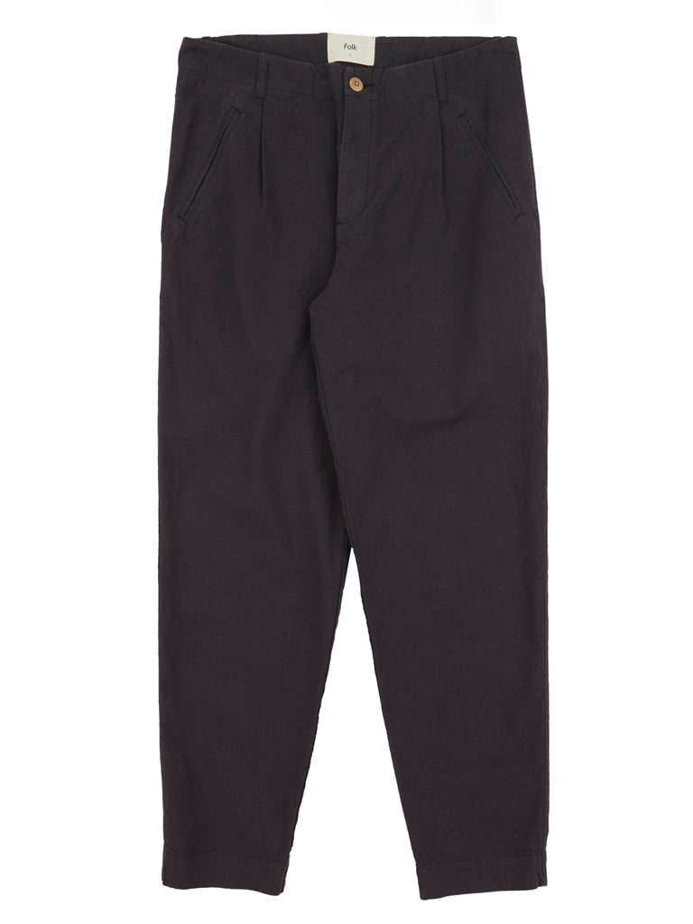 Folk Lean Assembly Pant in Soft Black Linen – Maze